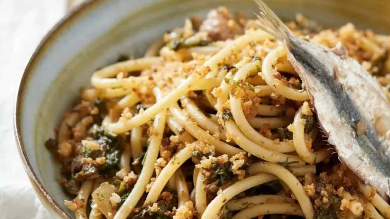 Pasta con le sarde alla palermitana: la ricetta originale siciliana che ...